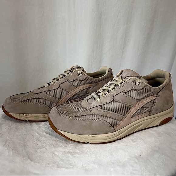 SAS | Shoes | Sas Tour Mesh Womens Sneaker With Ez Lace System Sz 1 ...